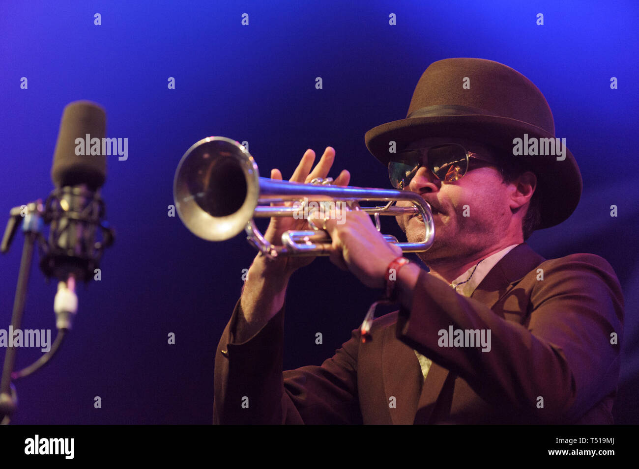 Tony chang trumpet hi-res stock photography and images - Alamy