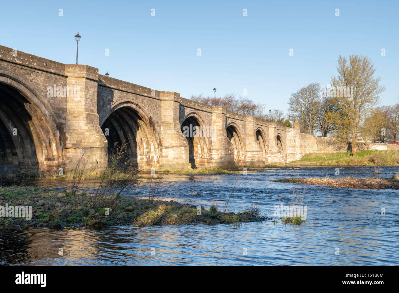 Bridge of dee aberdeen hi-res stock photography and images - Alamy