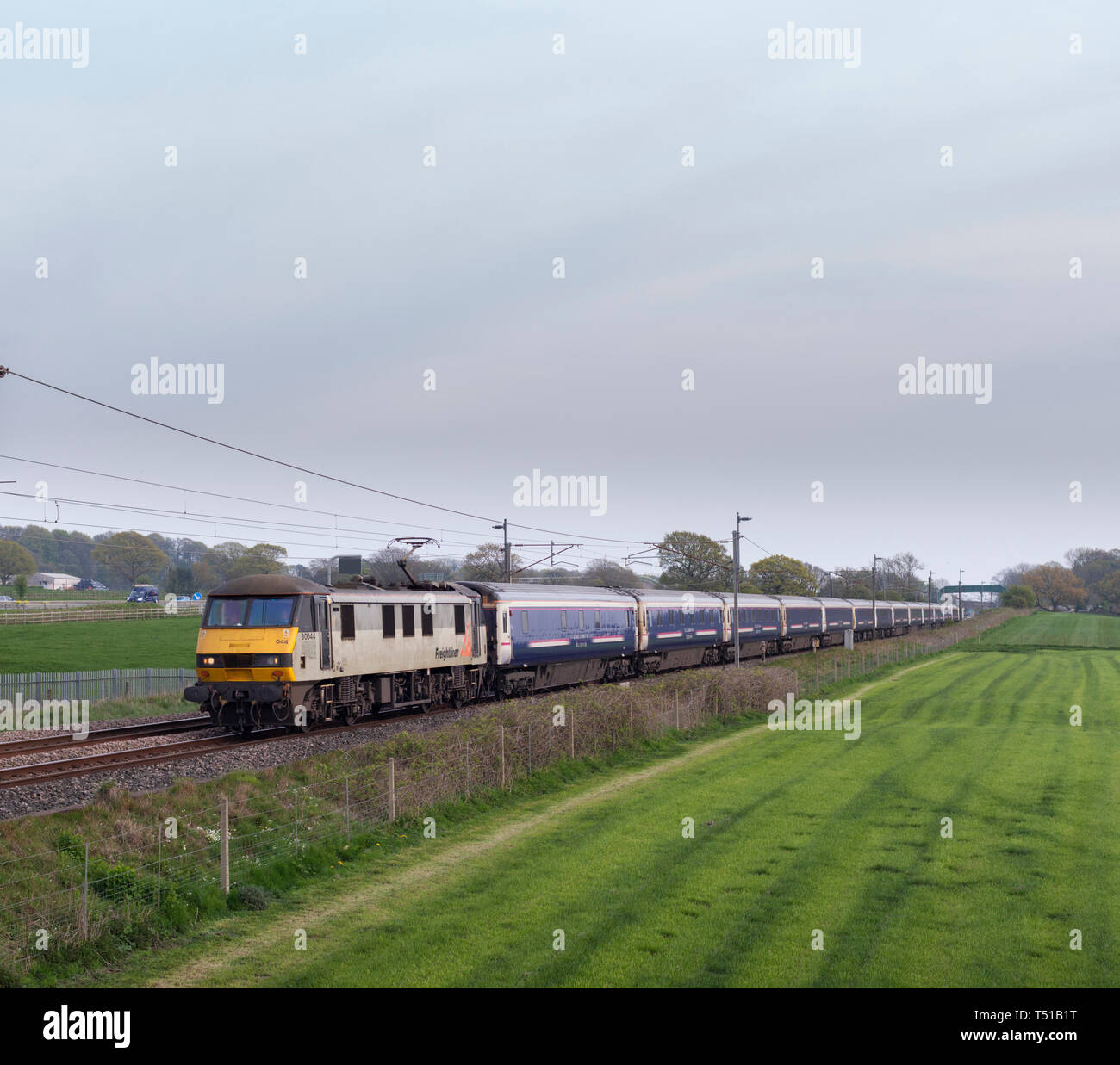 Freightliner class 90 electric locomotive on the west coast main line ...