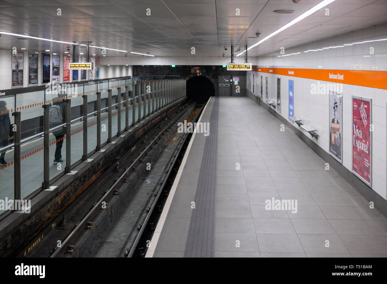 Glasgow buchanan street hi-res stock photography and images - Alamy