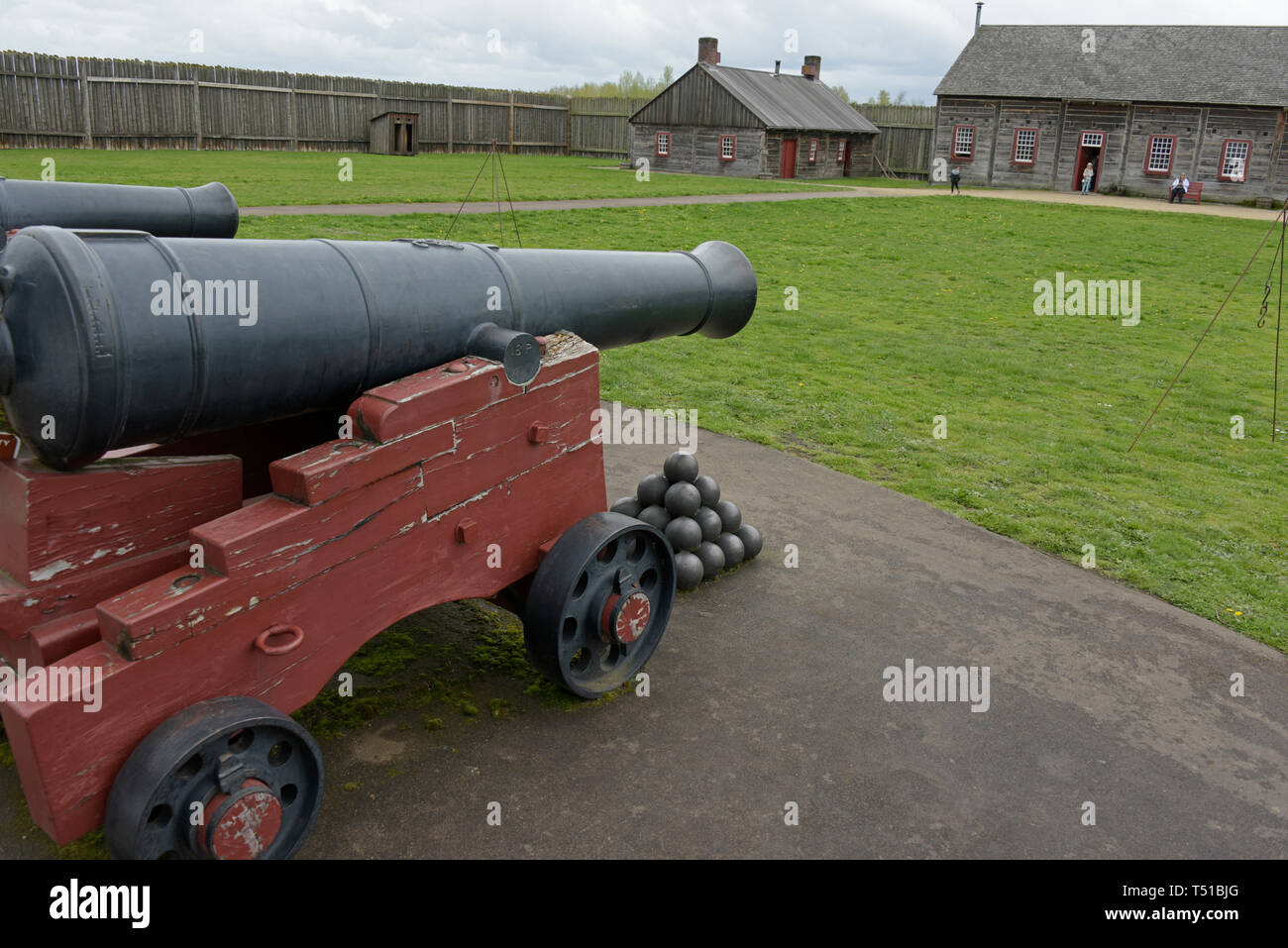 Cannons, Fort Vancouver National Historic Site, Vancouver, WA, USA ...