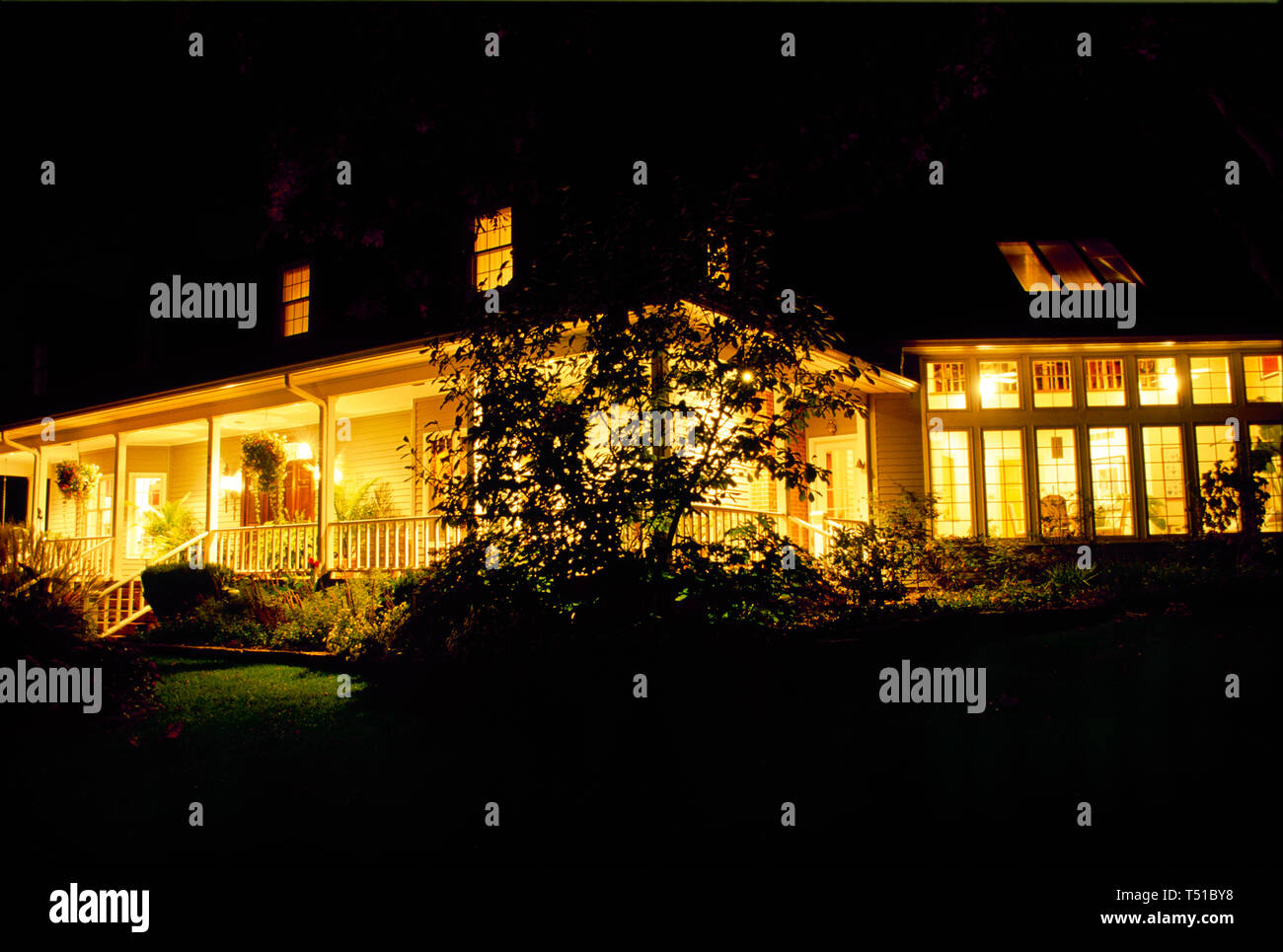 Home welcoming guests hi-res stock photography and images - Alamy