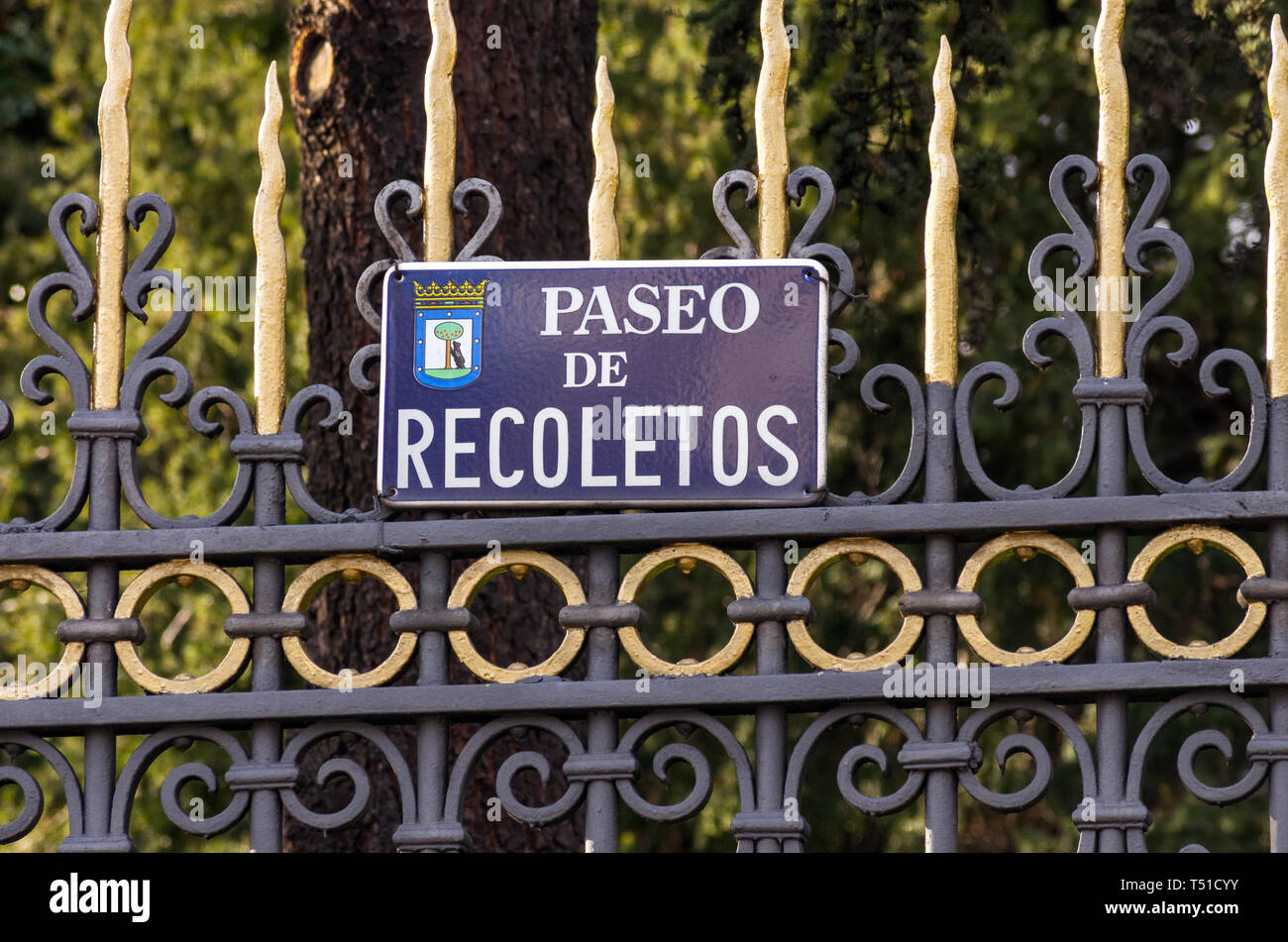 Paseo de recoletos hi-res stock photography and images - Alamy