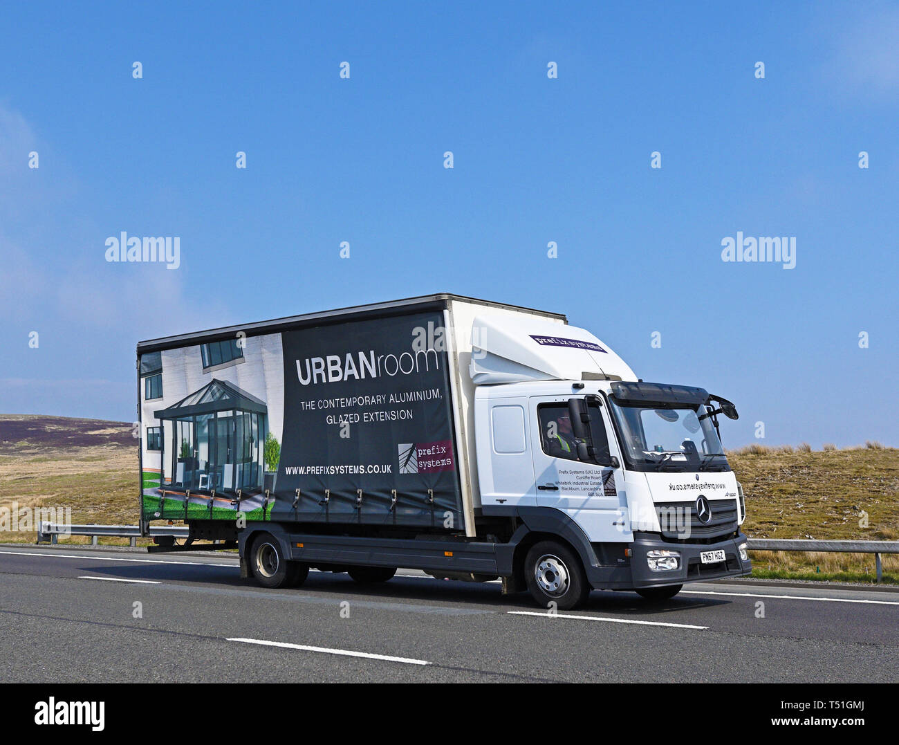 Glazing roof hi-res stock photography and images - Alamy