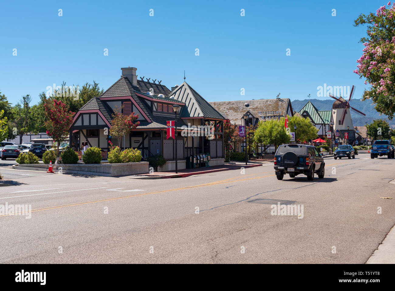 Small town america street hi-res stock photography and images - Alamy