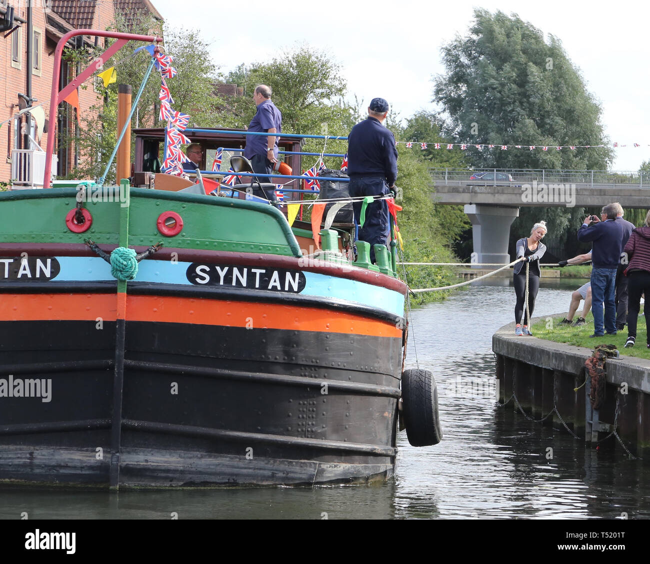 The World Barge Pulling Championship held on Beverley Beck, East Riding ...