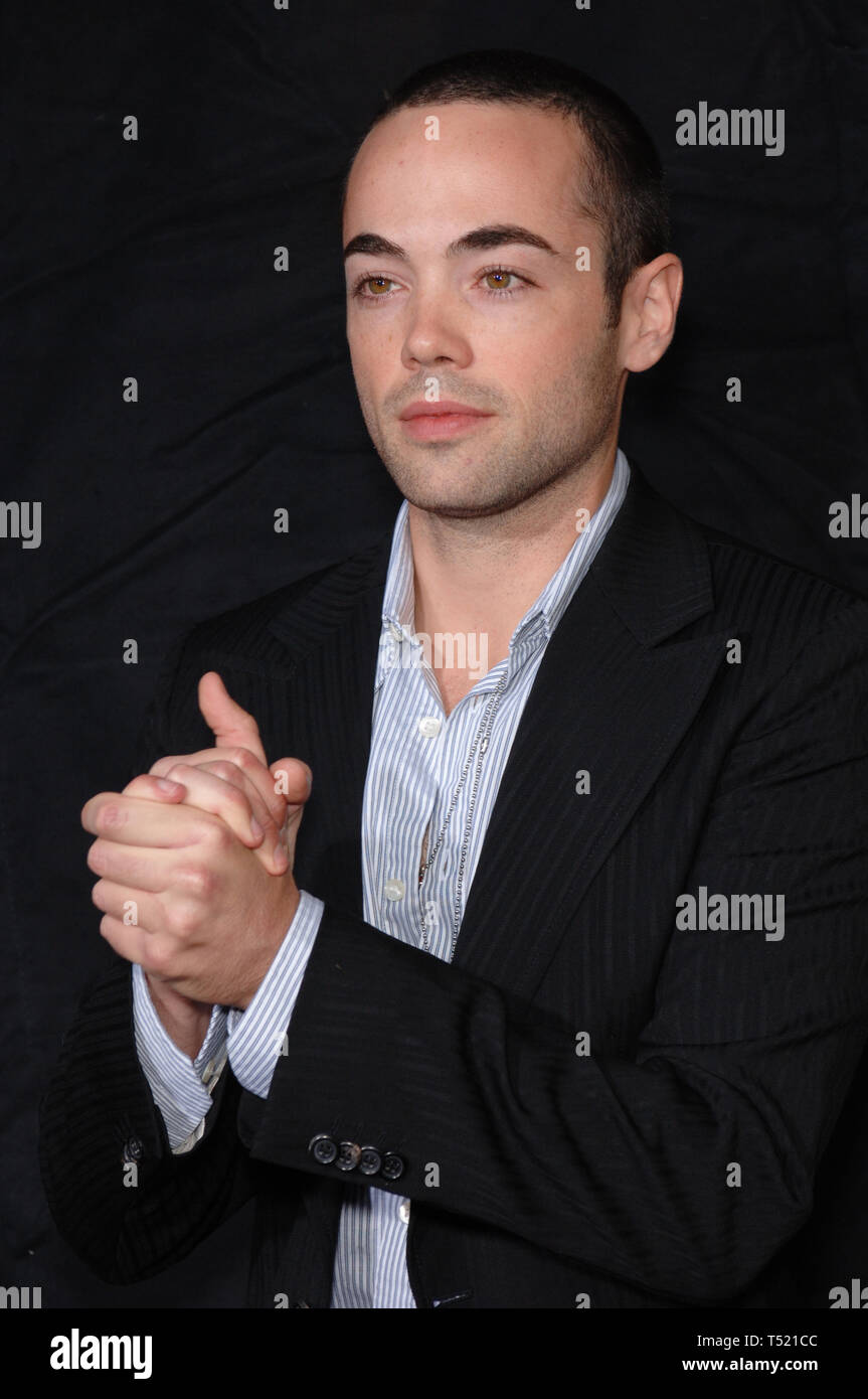 LOS ANGELES, CA. September 10, 2005: Actor JOHN HENSLEY at the premiere ...