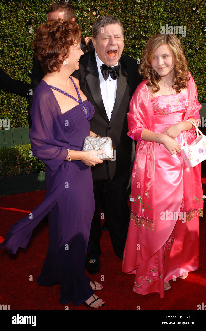 LOS ANGELES, CA. September 11, 2005: Actor/comedian JERRY LEWIS & wife ...