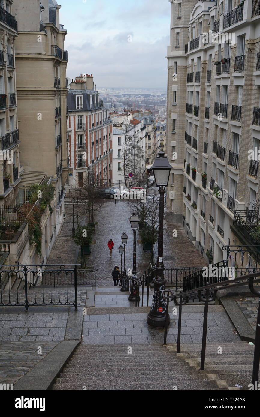 Arch over stairs hi-res stock photography and images - Alamy