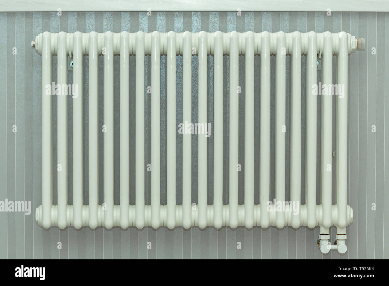 Domestic radiator hi-res stock photography and images - Alamy
