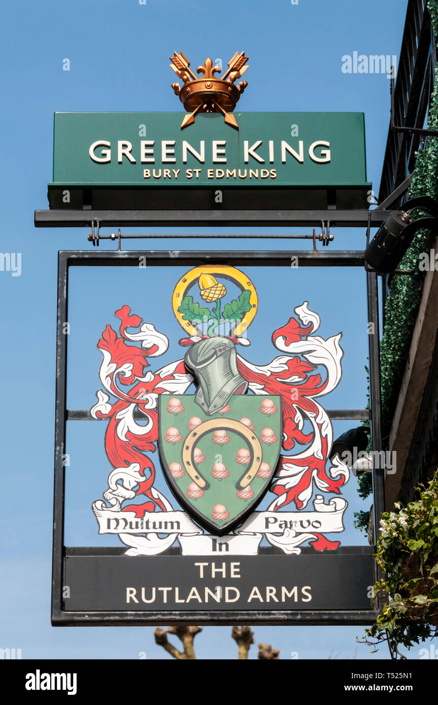 Hammersmith pubs hi-res stock photography and images - Alamy