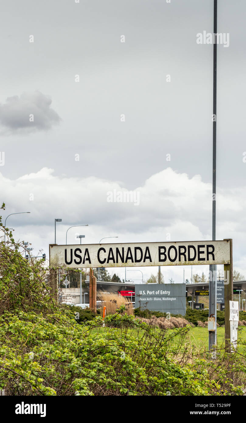 April 14, 2019 - Surrey, BC: BNRR Railway USA-Canada border sign and ...