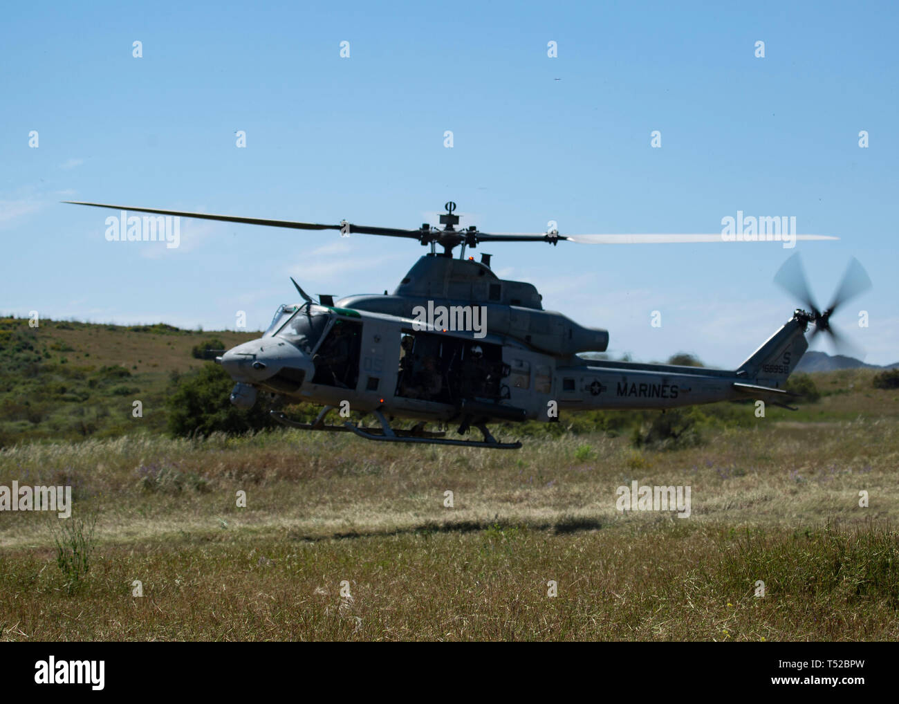 A U.S. Marine Corps UH-1Y "Venom" from Marine Light Attack Helicopter ...