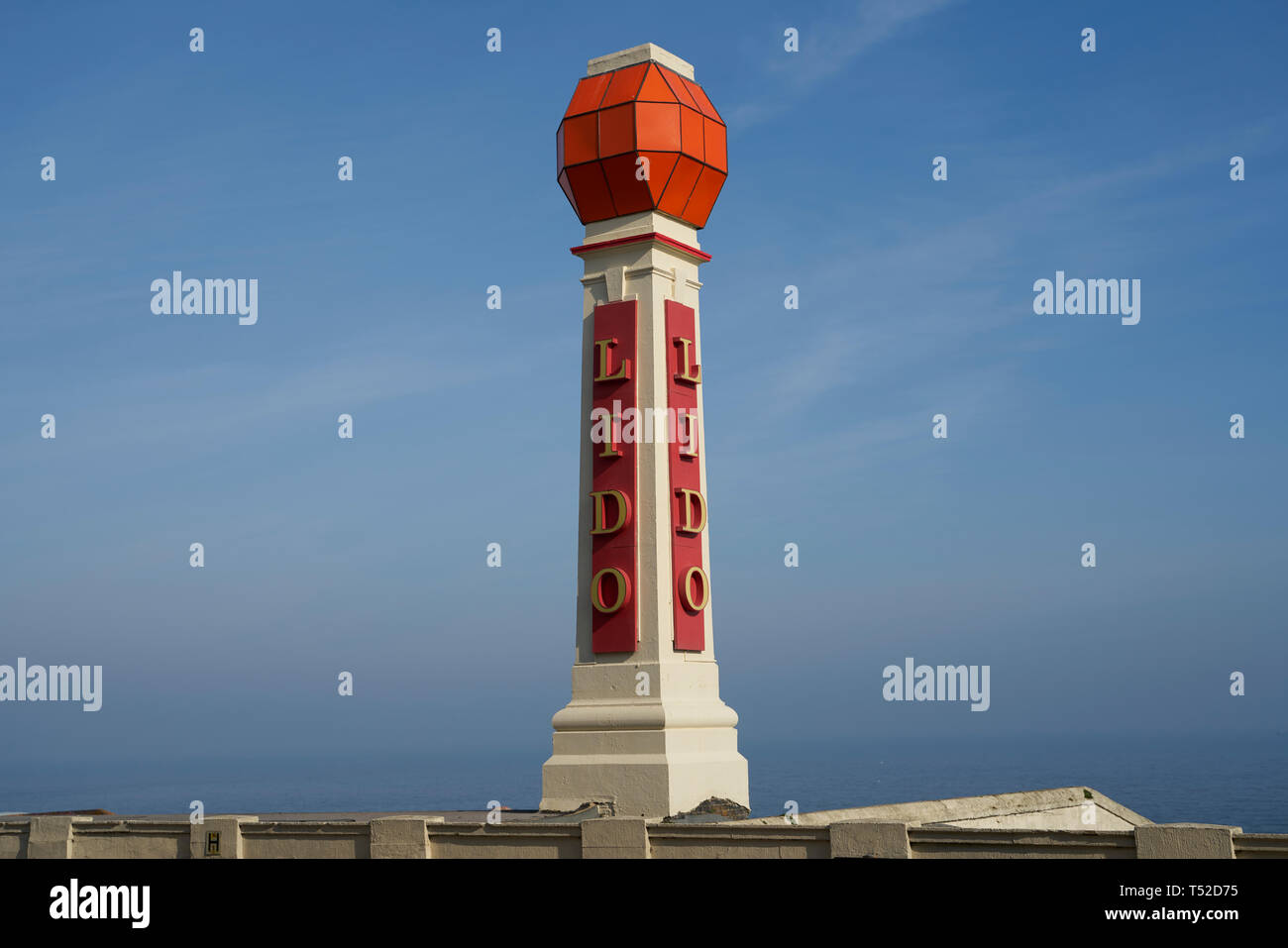 Art deco margate hi-res stock photography and images - Alamy
