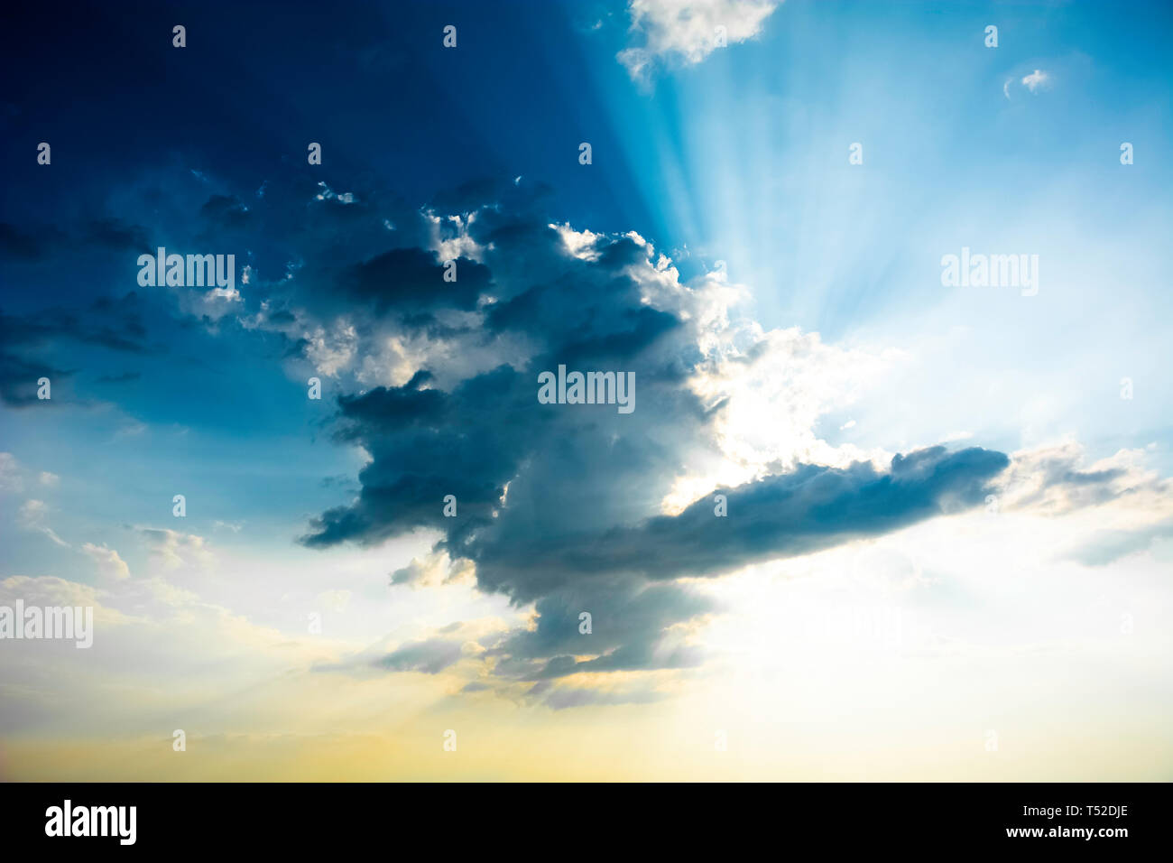 View of dramatic clouds with sun rays coming through - Sky clouds sun ...