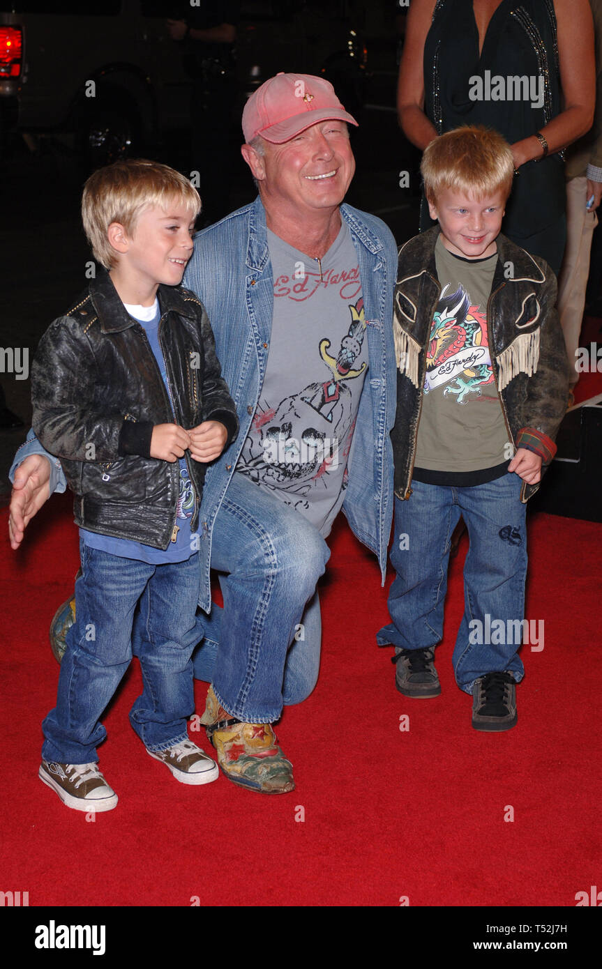 LOS ANGELES, CA. October 11, 2005: Director TONY SCOTT & family at the ...