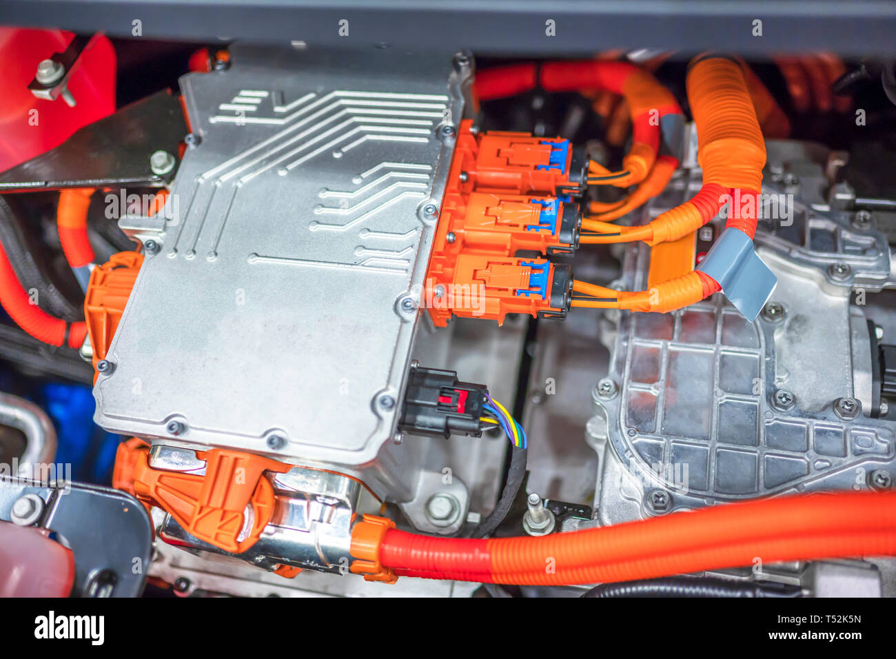 Distribution block of an electric car with connected sensors and a ...