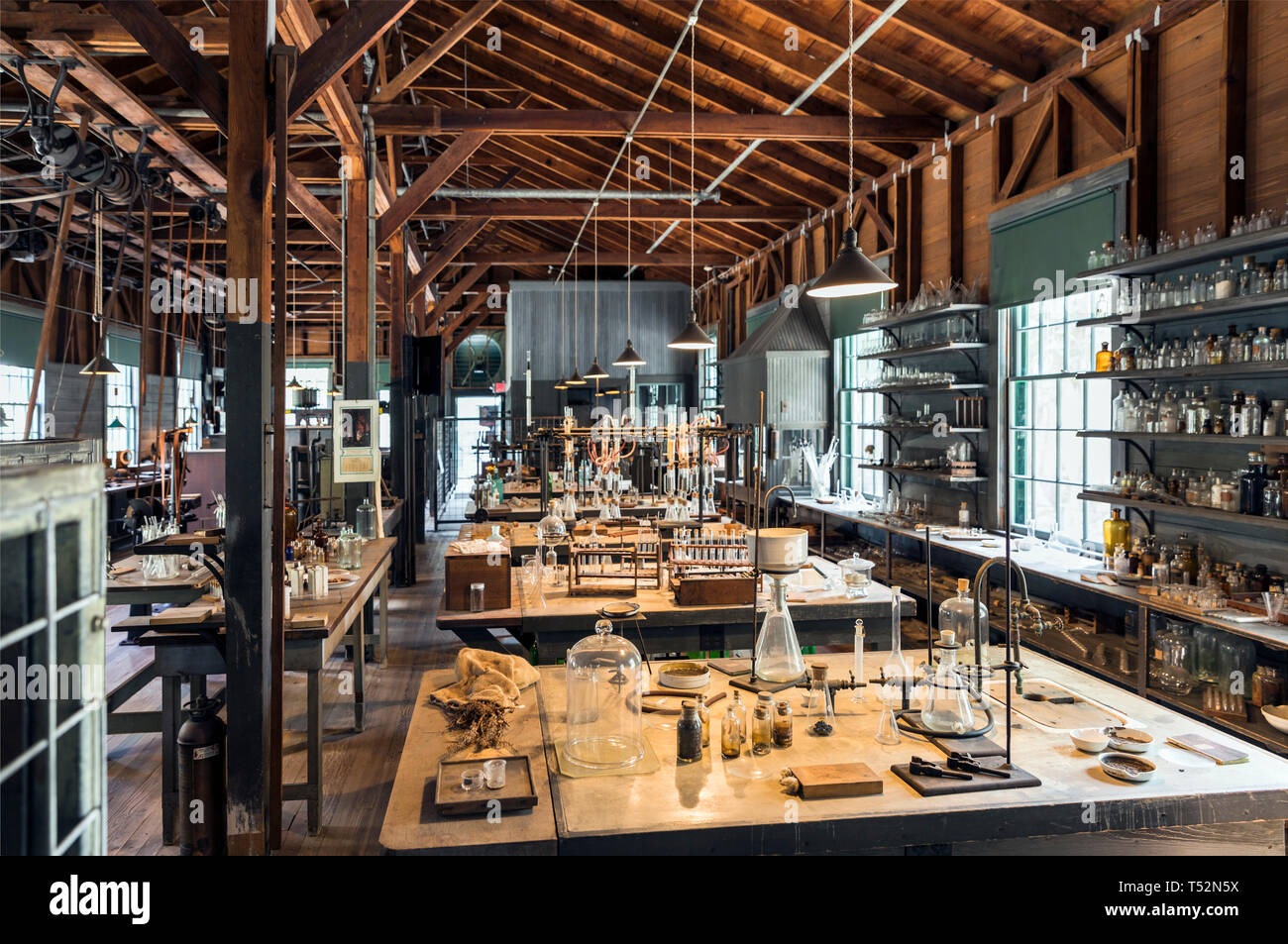 Lab architecture hi-res stock photography and images - Alamy
