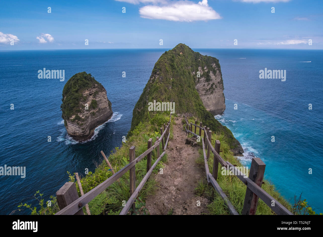 Kelingking Beach is a hidden beach in the village of Bunga Mekar, on ...