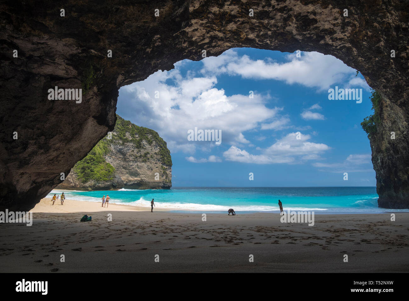 Kelingking Beach is a hidden beach in the village of Bunga Mekar, on ...