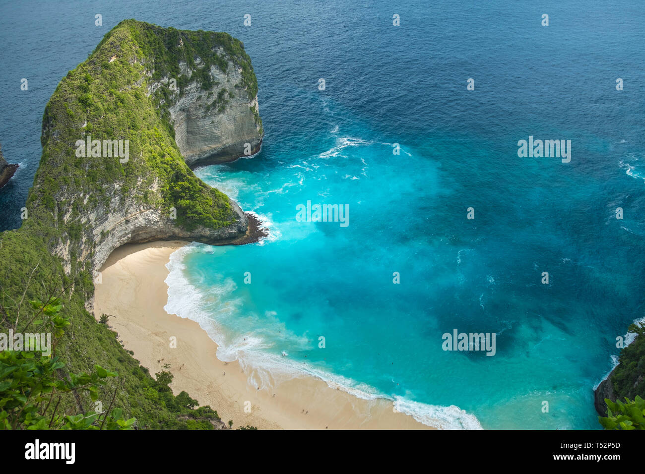 Kelingking Beach is a hidden beach in the village of Bunga Mekar, on ...
