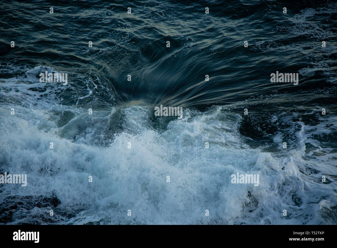 Image of waves crashing in Scotland Stock Photo - Alamy