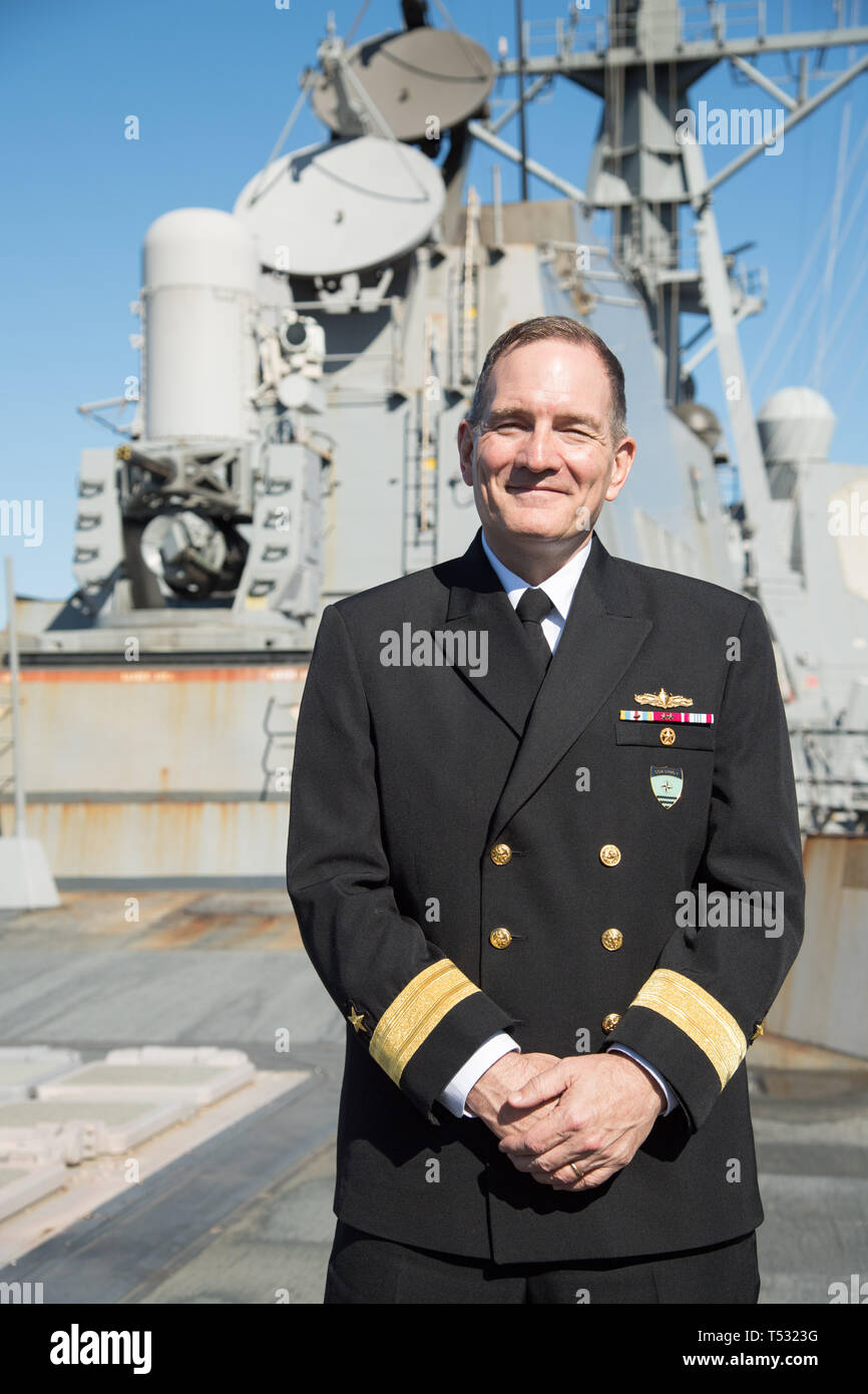 United states navy commander hi-res stock photography and images - Alamy