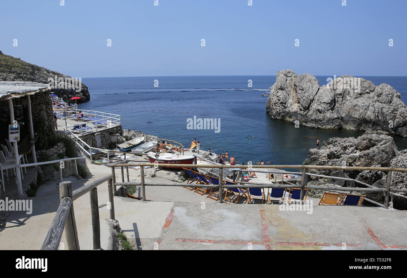cliffs of Capri island, in summertime, Capri, Italy Stock Photo - Alamy