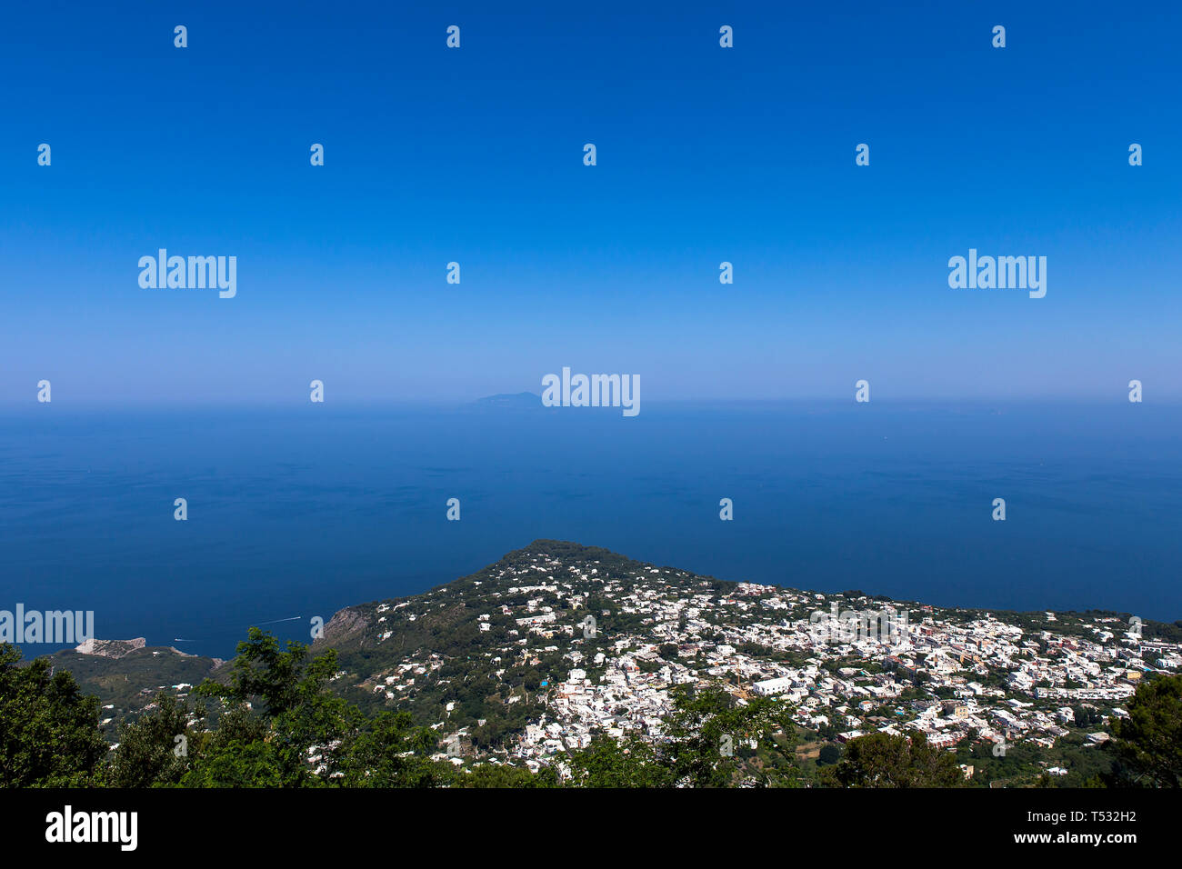 cliffs of Capri island, in summertime, Capri, Italy Stock Photo - Alamy