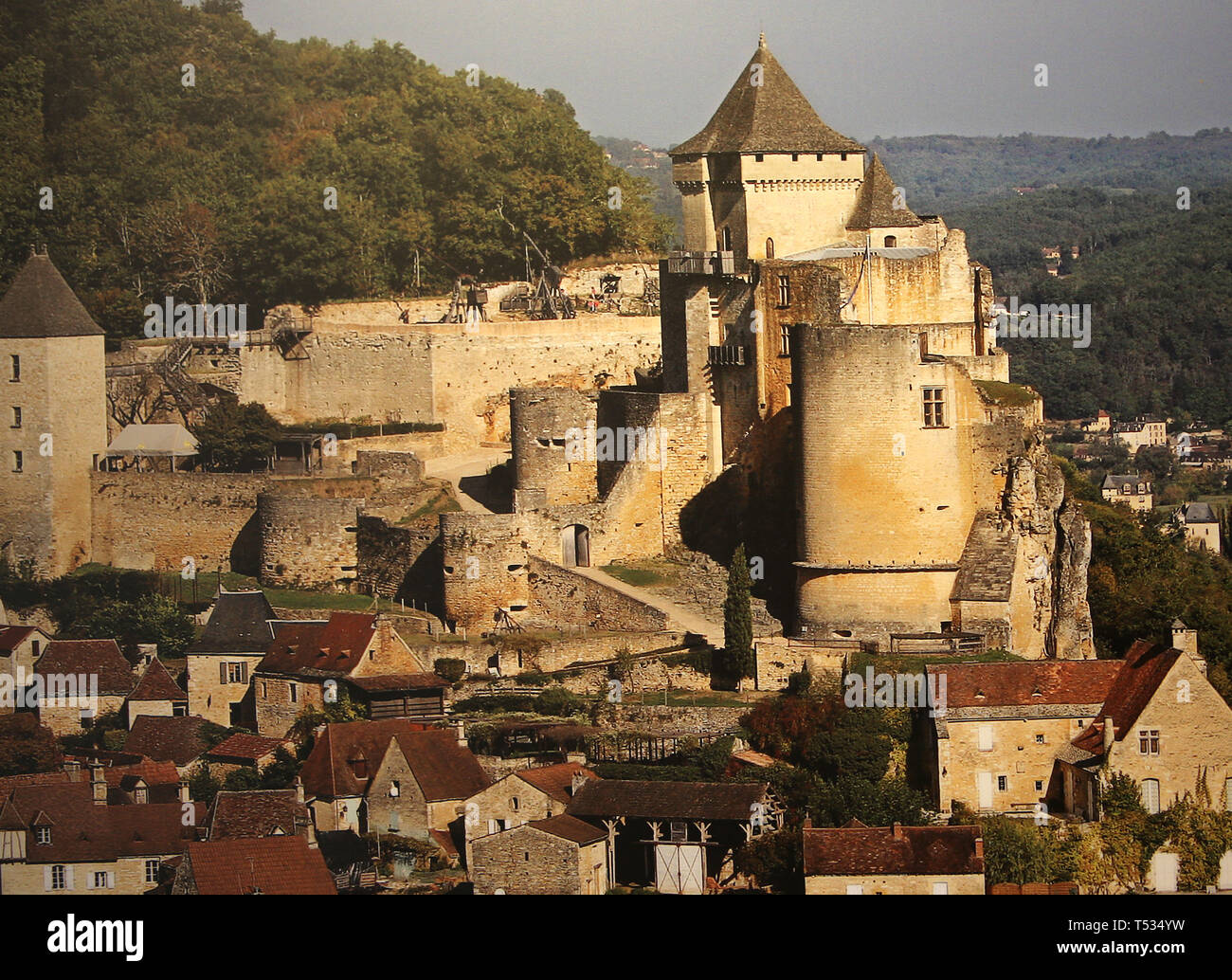 Chateau de castelnaud in dordogne hi-res stock photography and images ...