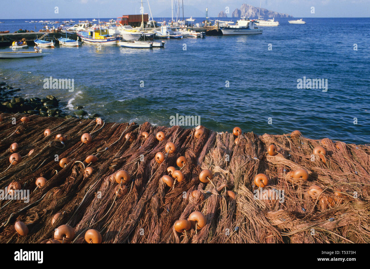 Isola di panarea italy hi-res stock photography and images - Alamy