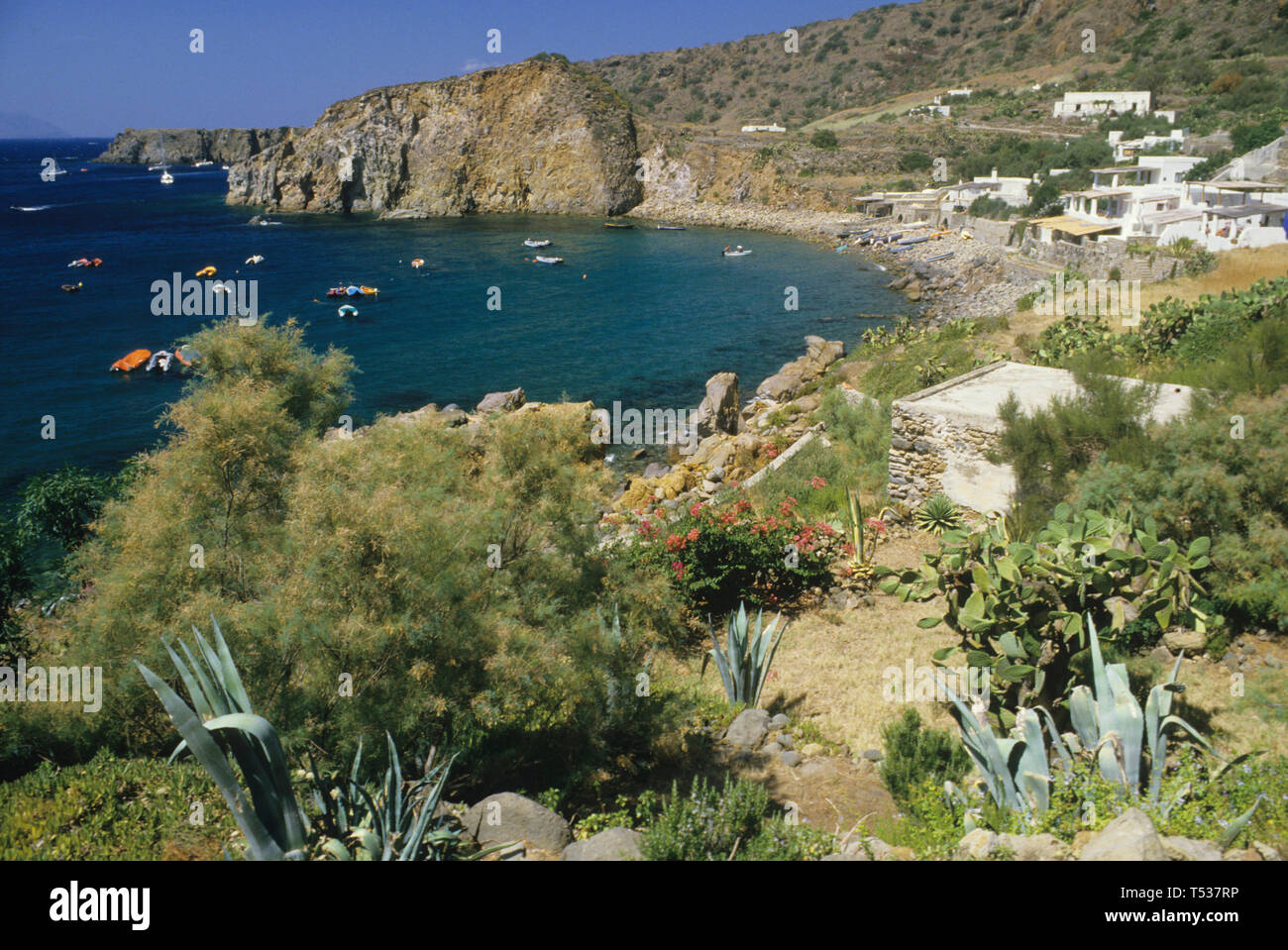 Isola di panarea hi-res stock photography and images - Alamy