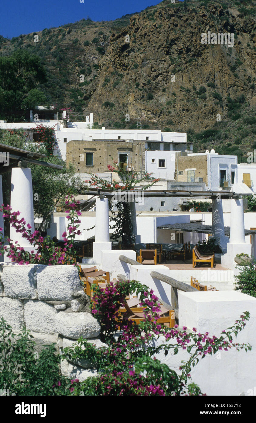 Isola di panarea hi-res stock photography and images - Alamy