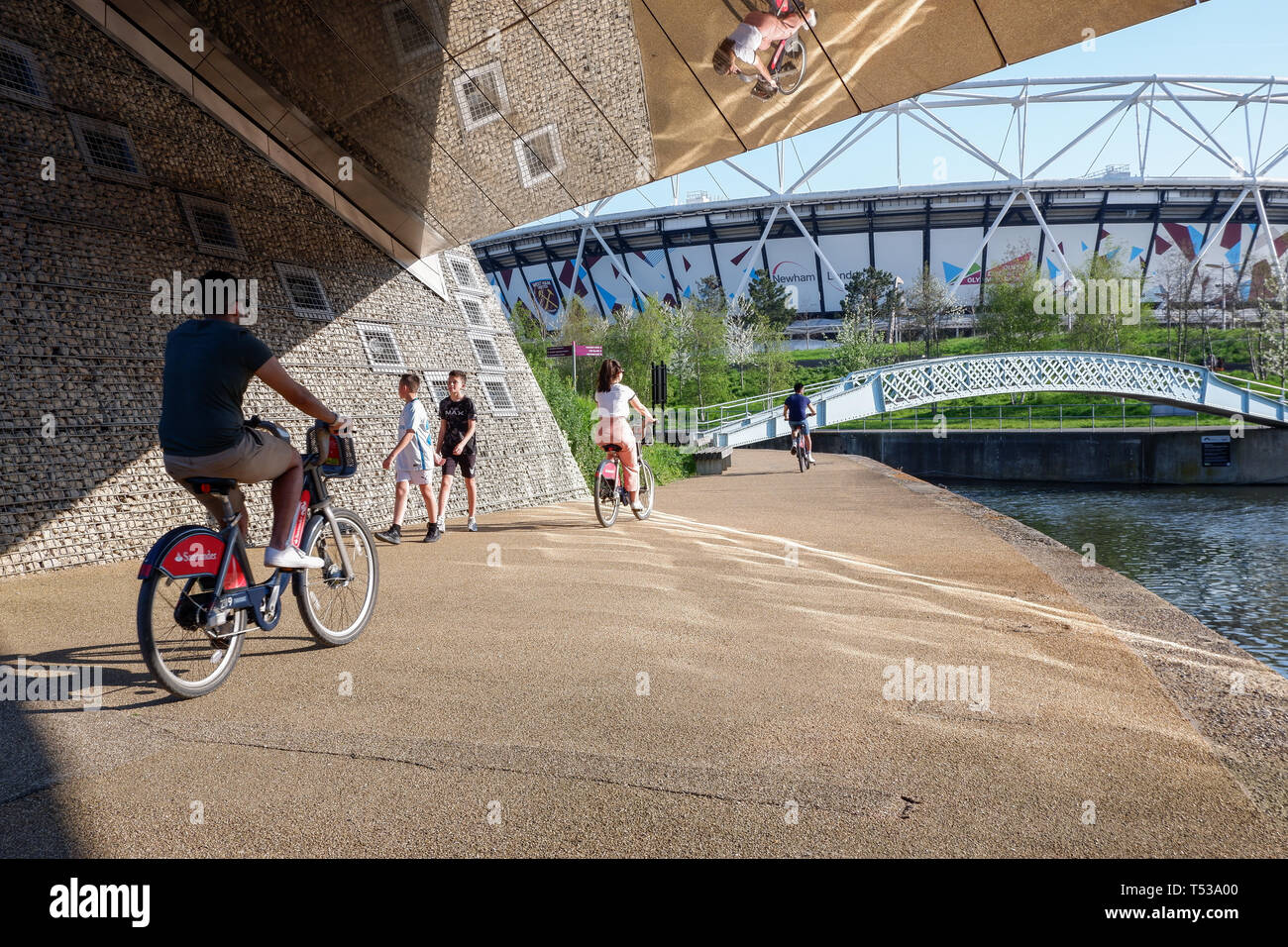 Queen of bridges hi-res stock photography and images - Alamy