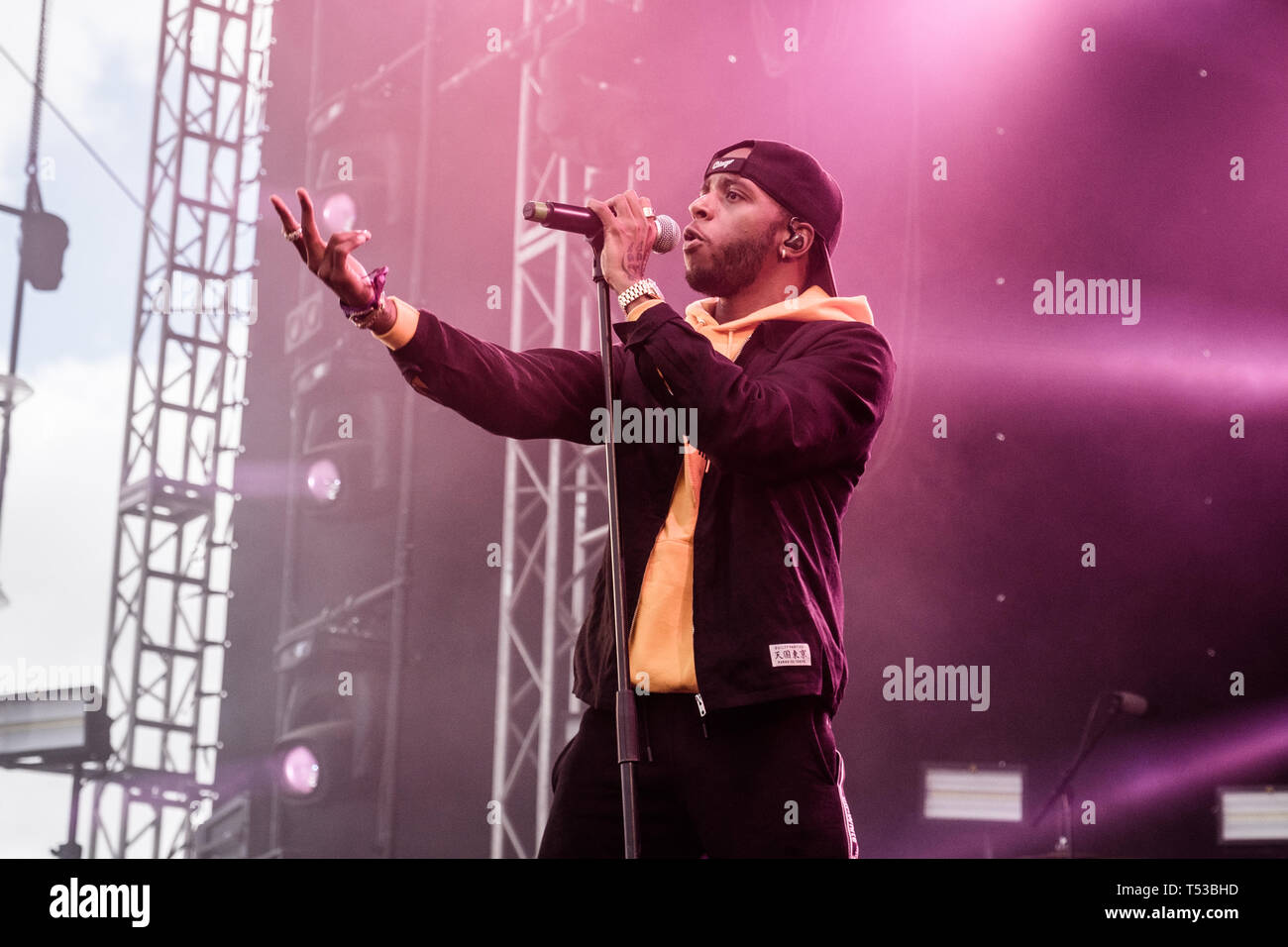 6lack rapper hi-res stock photography and images - Alamy