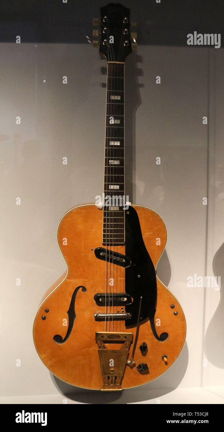 April 20, 2019 - New York City, New York, U.S. - LES PAUL 'THE KLUNKER ...