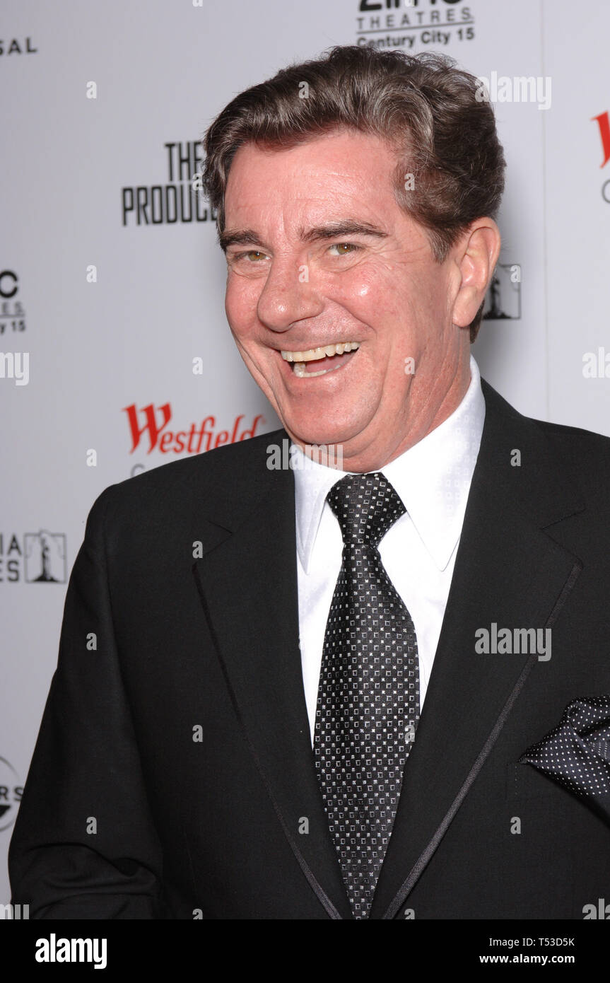 LOS ANGELES, CA. December 12, 2005: Actor GARY BEACH at the world ...