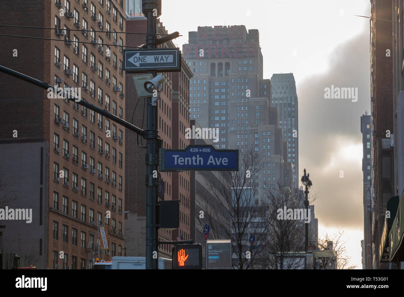 New York Winter Morning City Scenes Stock Photo - Alamy