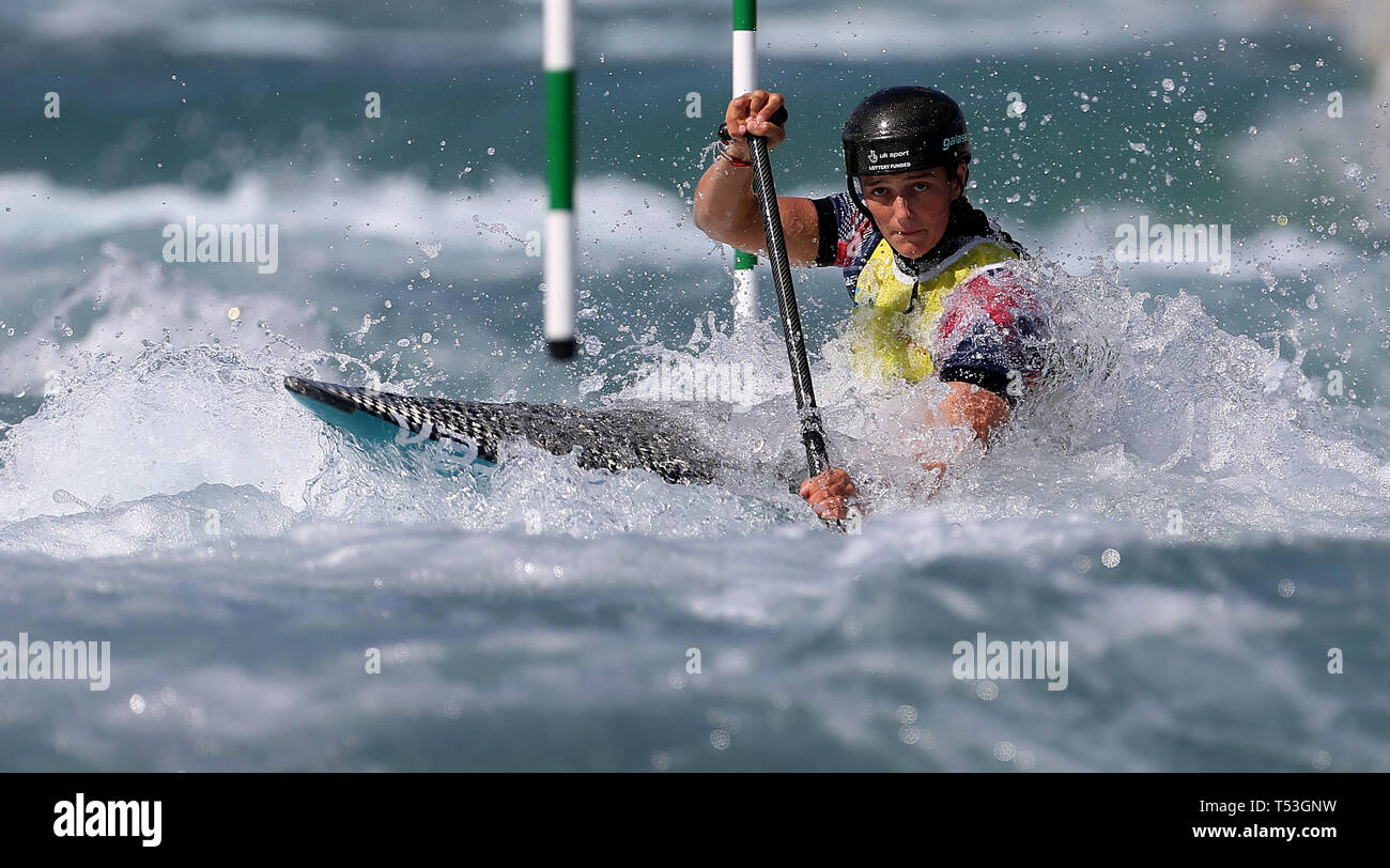 Women canoe single c1 competition hi-res stock photography and images ...