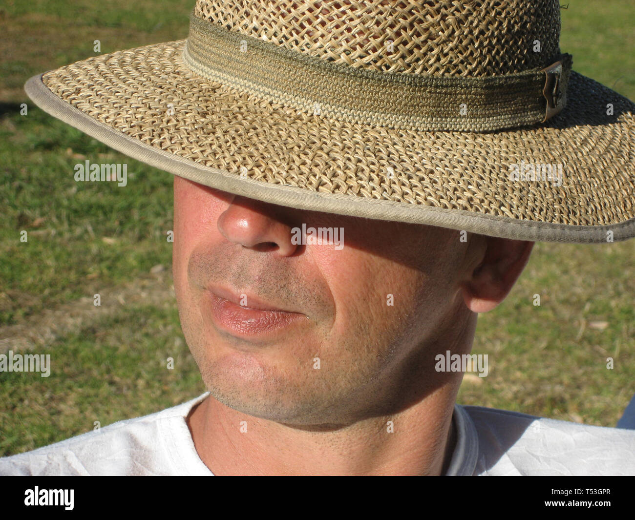 Man straw hat Stock Photo - Alamy