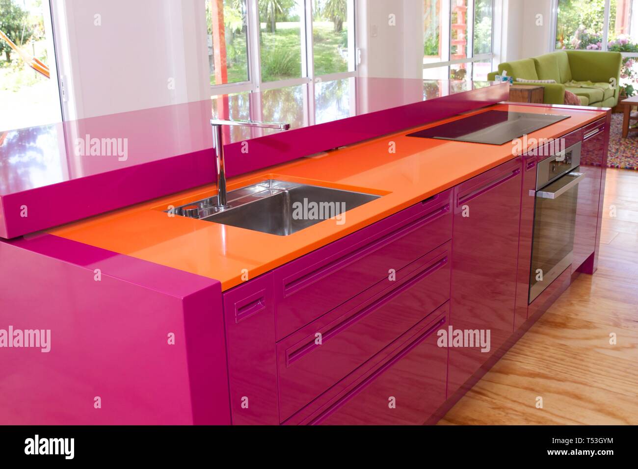 Orange arbeitsplatte hi-res stock photography and images - Alamy