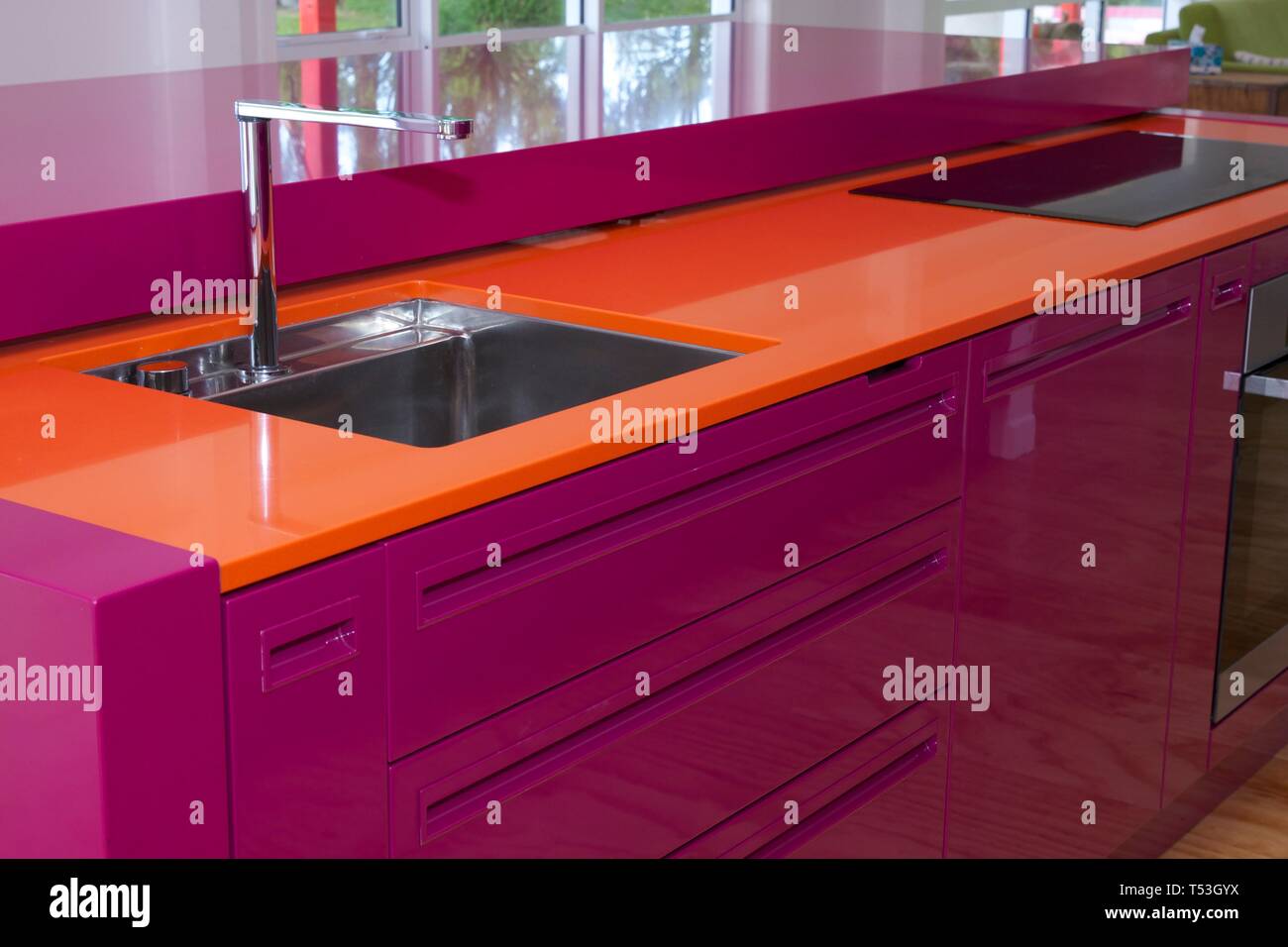 Workbench kitchen hi-res stock photography and images - Alamy