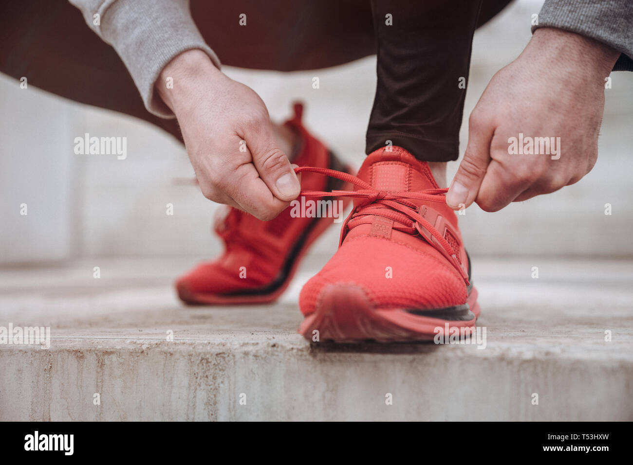 How to tie your shoe hi-res stock photography and images - Alamy
