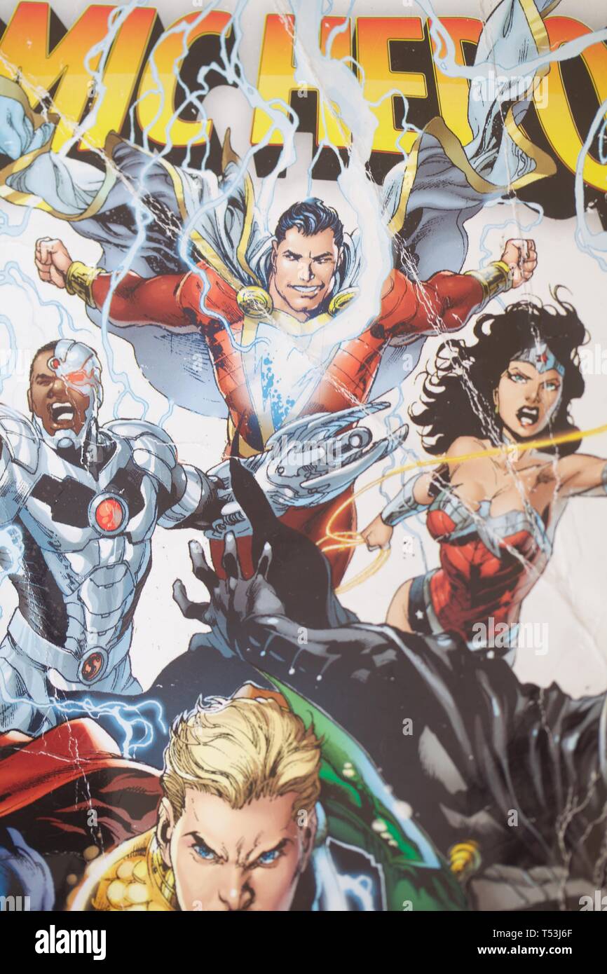 Super woman and dc comics hi-res stock photography and images - Alamy