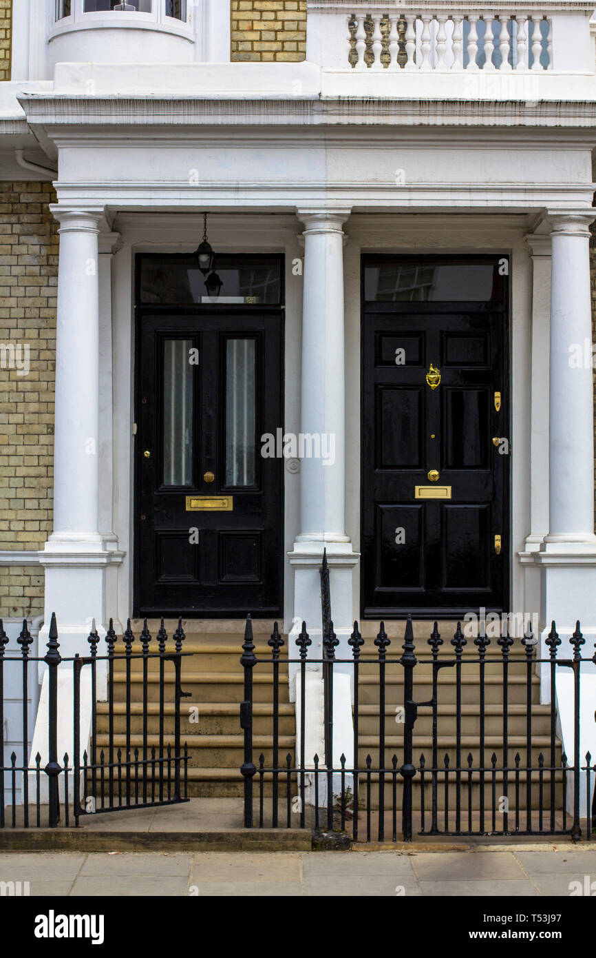 Front doors railing hi-res stock photography and images - Alamy