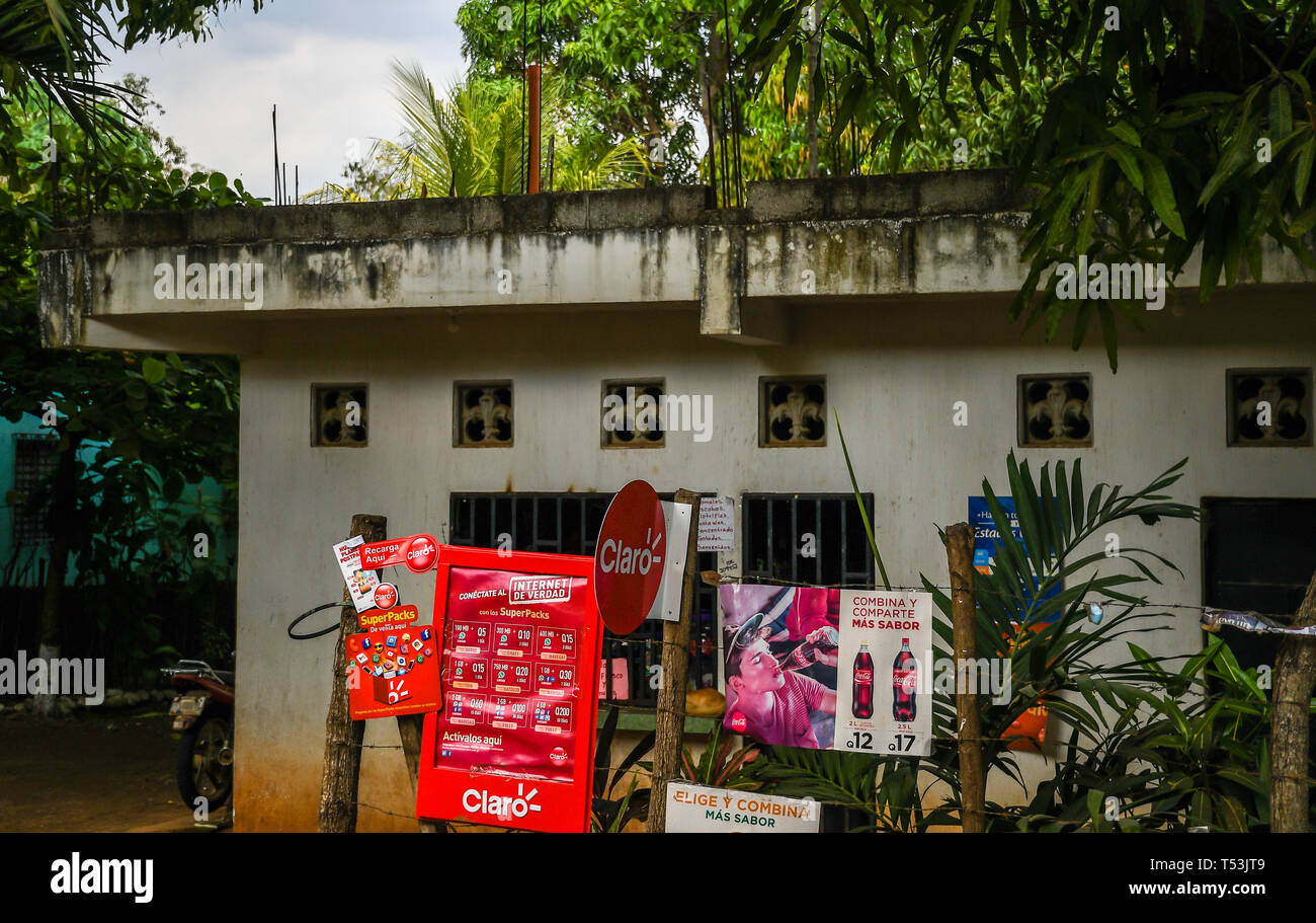 latin store front in Guatemalan village Stock Photo - Alamy