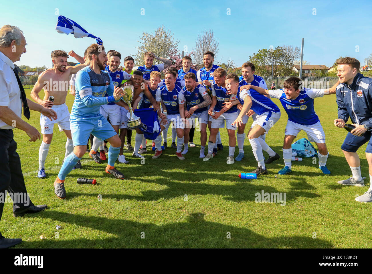 Undy afc hi-res stock photography and images - Alamy