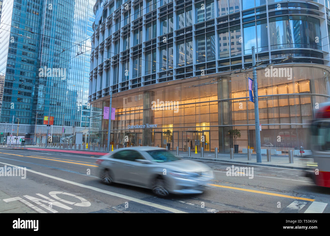 Salesforce tower san francisco hi-res stock photography and images - Alamy