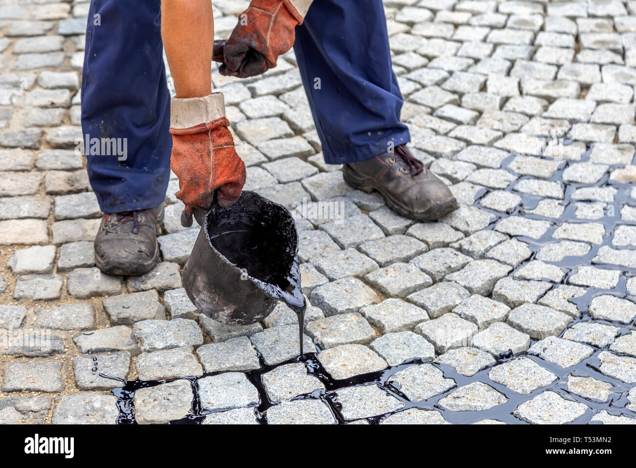 Bitumen emulsion hi-res stock photography and images - Alamy