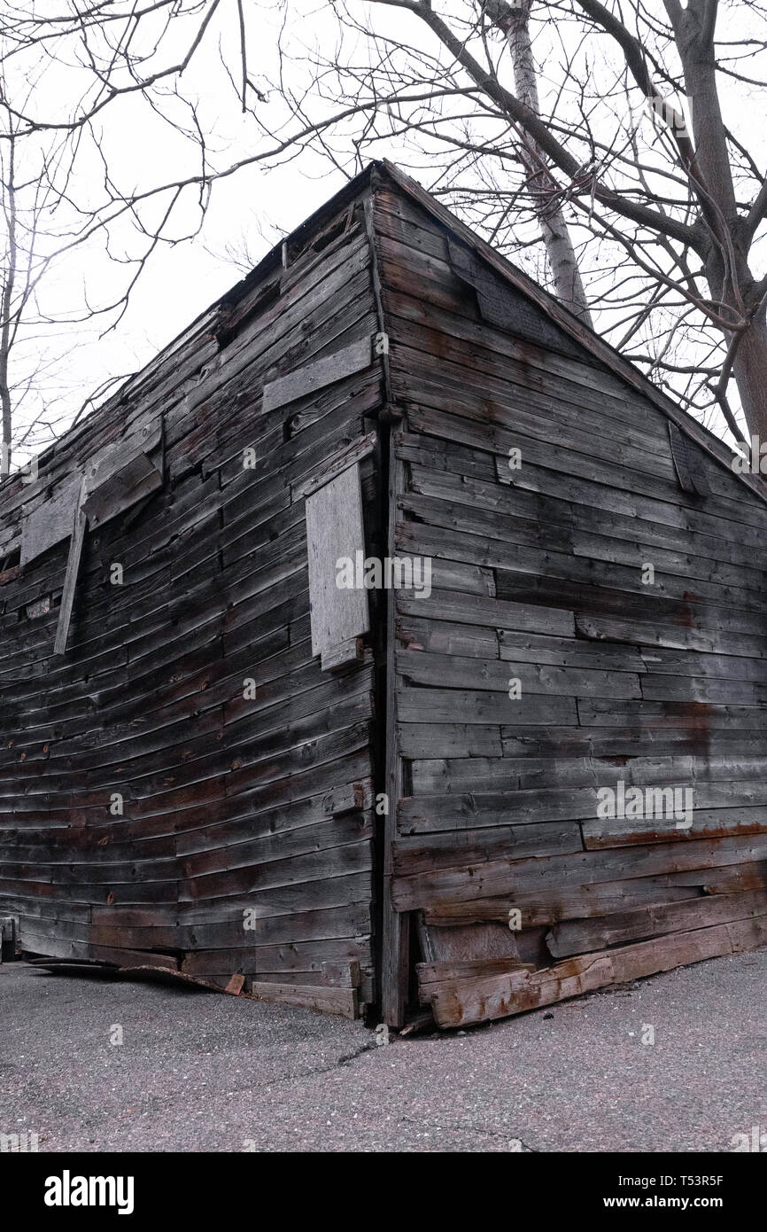 old wooden shed Stock Photo - Alamy